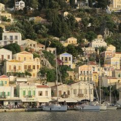 Hottest Greek islands in June - Weather info | 101 Holidays